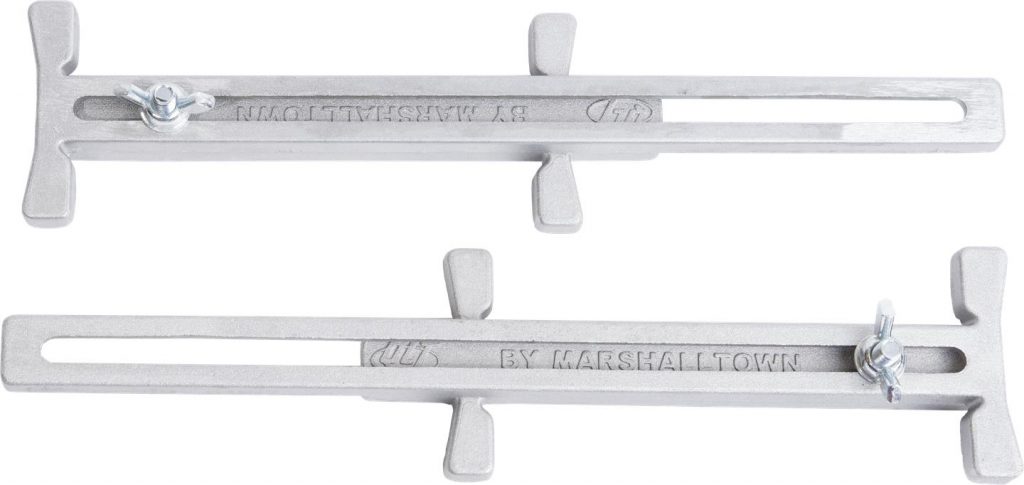 MARSHALLTOWN - Line Stretchers 4-1/2in to 12in Ajustable - PRO-DÉPÔT